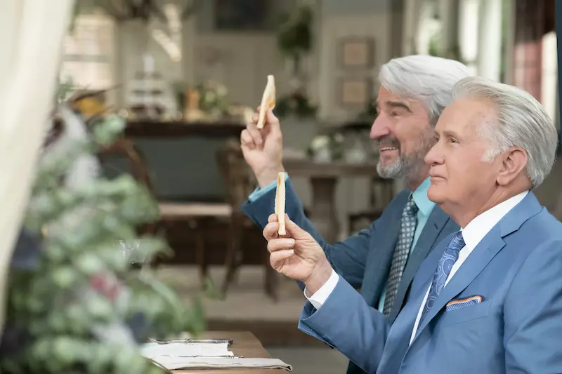 'Grace and Frankie' တွင် Sam Waterston နှင့် Martin Sheen