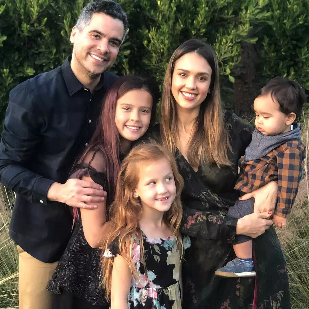 jessica-albas-cutest-photos-of-her-3-kids-with-cash-warren