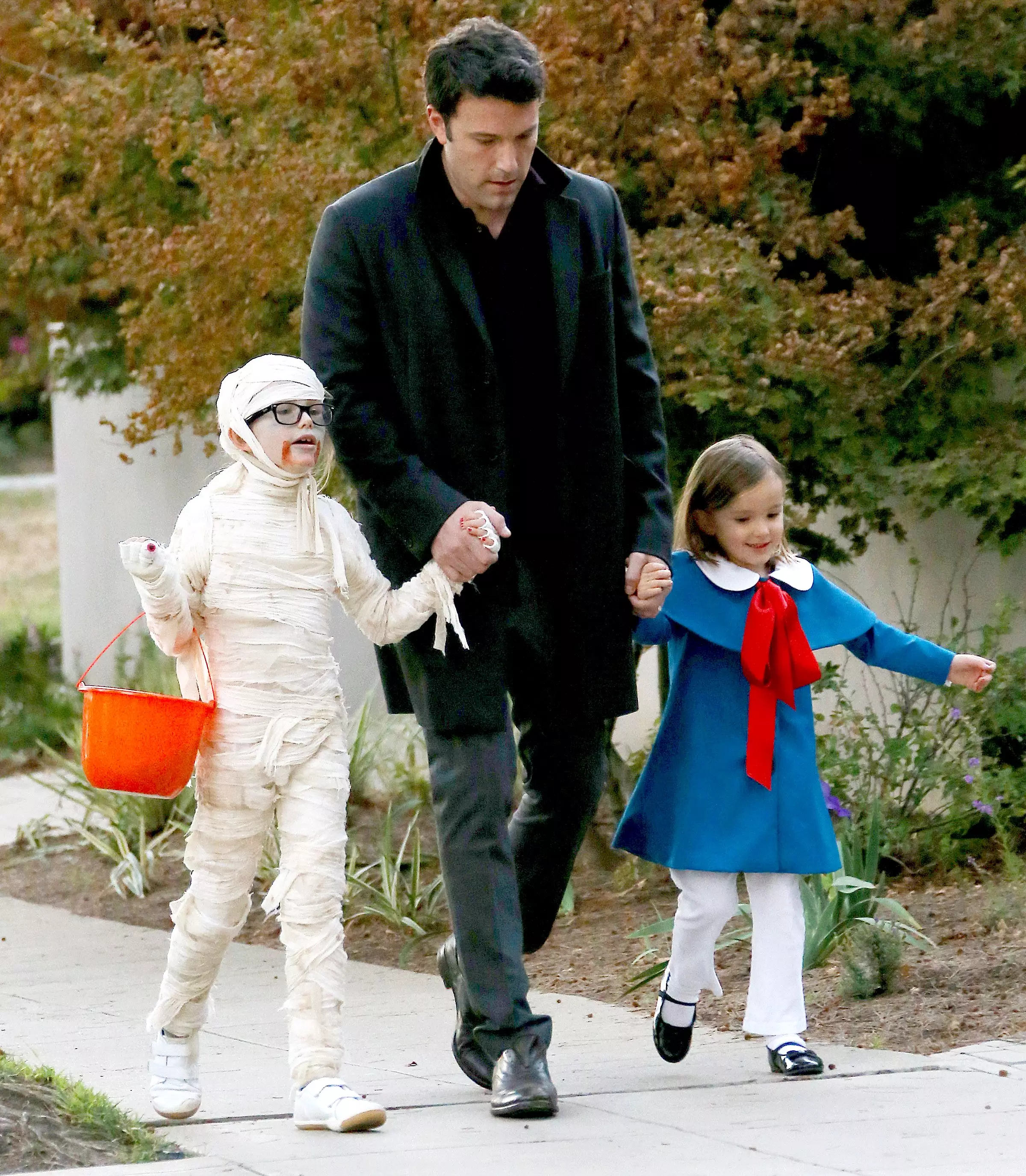 De Ben Affleck an d'Jennifer Garner sinn eraus a ronderëm zu Los Angeles, Amerika - 31. Oktober 2013