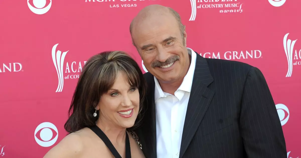 Cé hé Robin McGraw de chuid an Dr. Phil Wife? Buail le Céile na Réalta