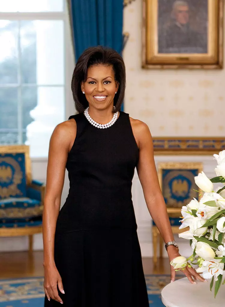 Michelle-Obama-rokas-1