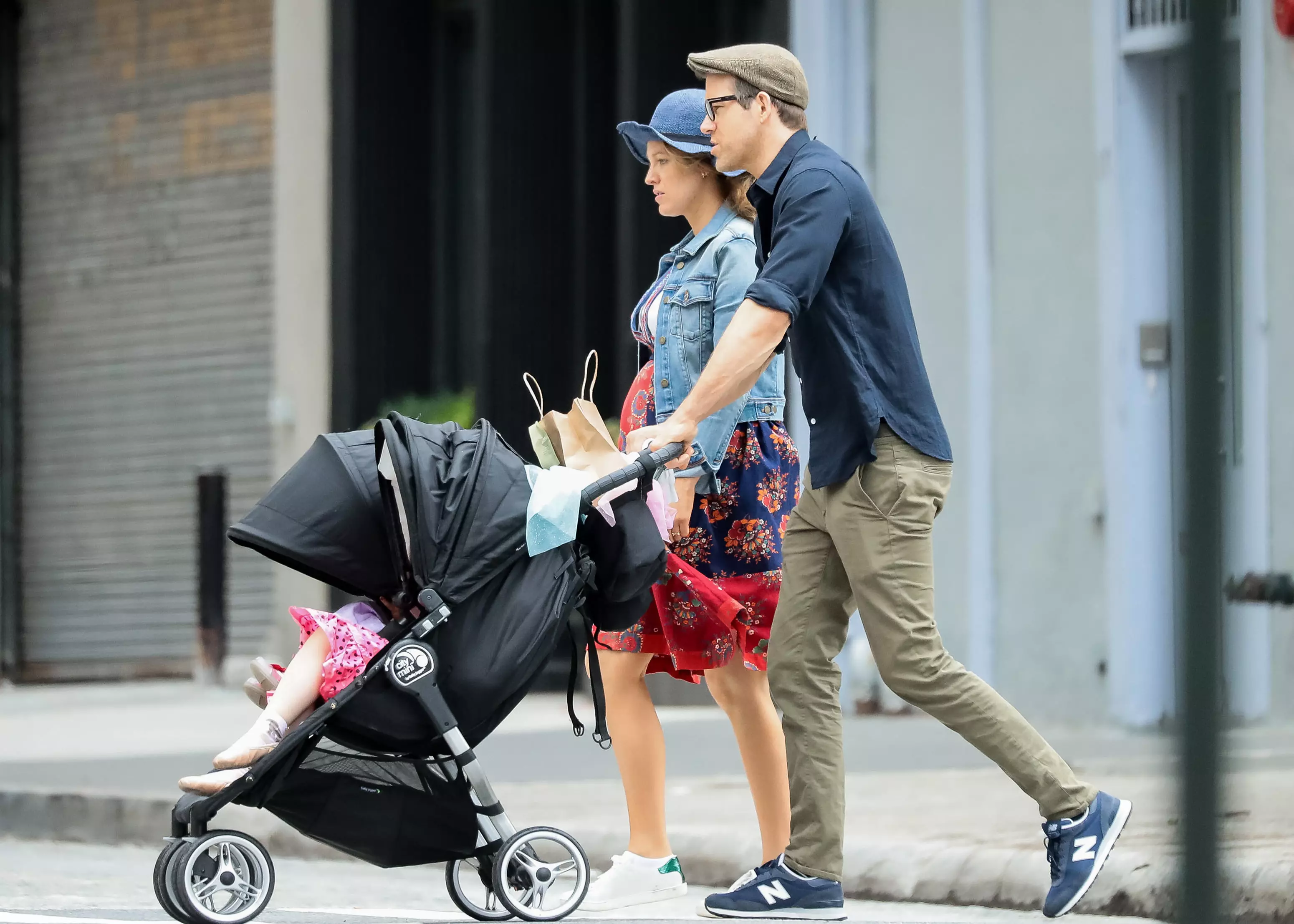 blake-lively-ryan-reynolds-daughter-walk-new-york-city-sighting