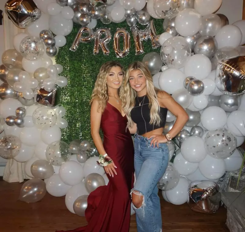 Celebrity Kids' 2021 Prom Pics: تصويرن جون تصويرون