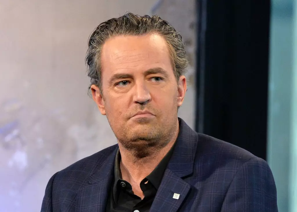 matthew-perry-bedah