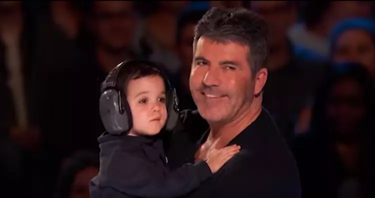 USimon Cowell kunye noEric Cowell