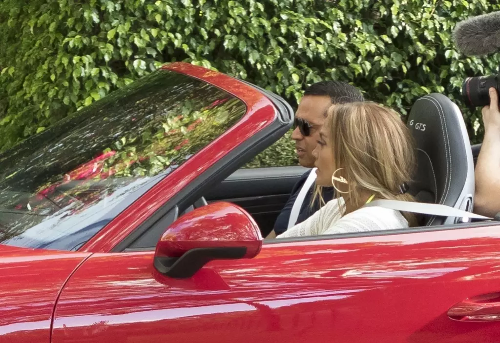 Auto di compleanno di Jennifer Lopez Alex Rodriguez