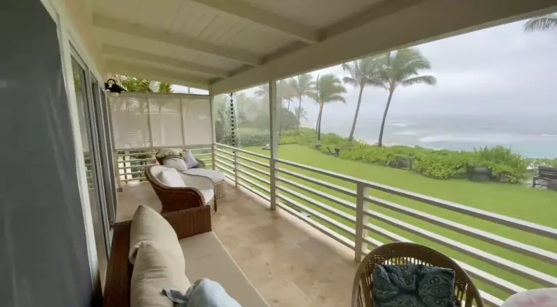 wo-macht-pierce-brosnan-live-fotos-in-seinem-haus-auf-hawaii2021